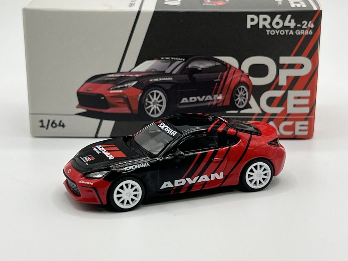 1/64 Toyota GR86 "Advan" , red/black - Pop Race - Veikals - Interneta ...